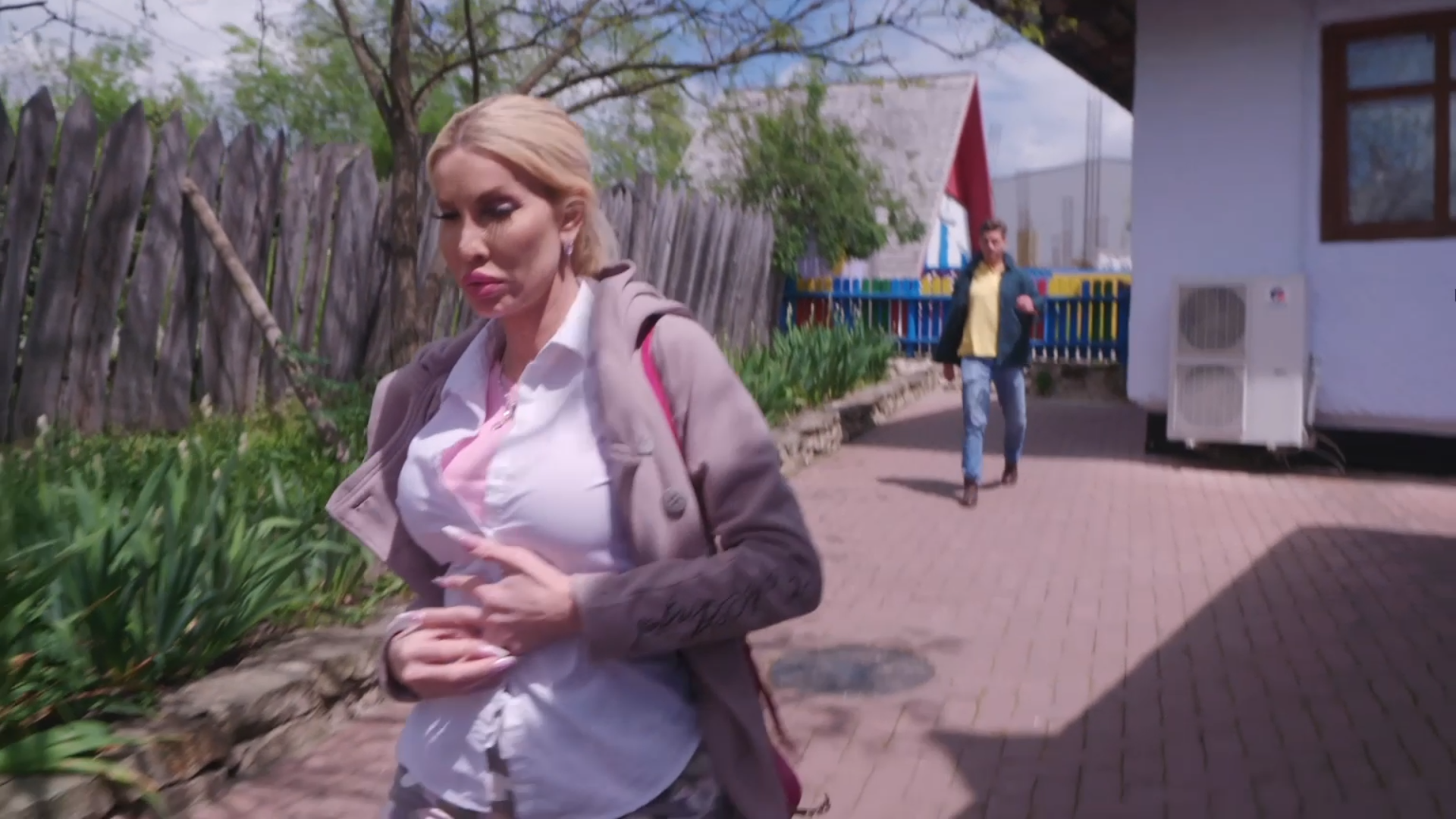 Justin Wants Nikki to Forget His Side Pieces on 90 Day Fiance