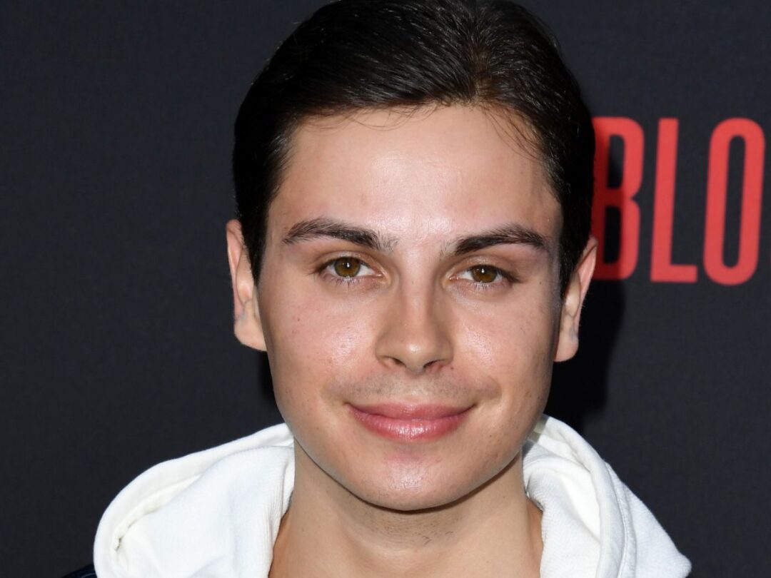 Jake T. Austin Returns To 'Wizards Of Waverly Place': Reboot On-Set Photos