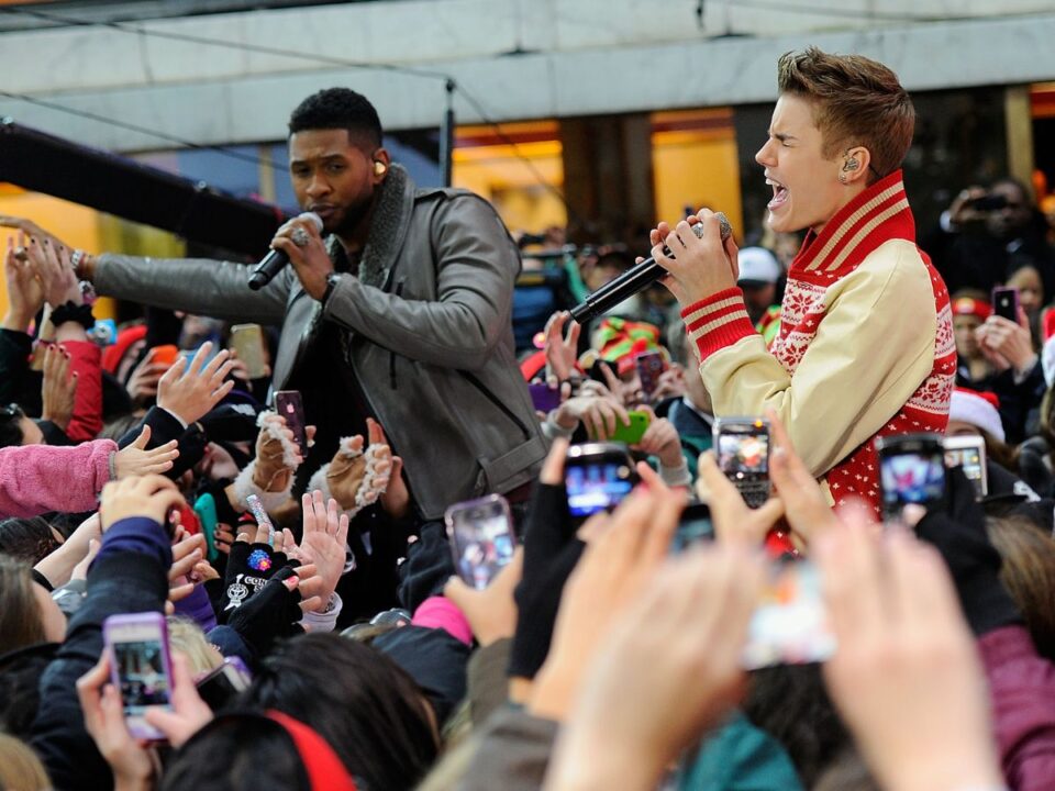 Usher Teases Guest Performers at His Super Bowl Halftime Show
