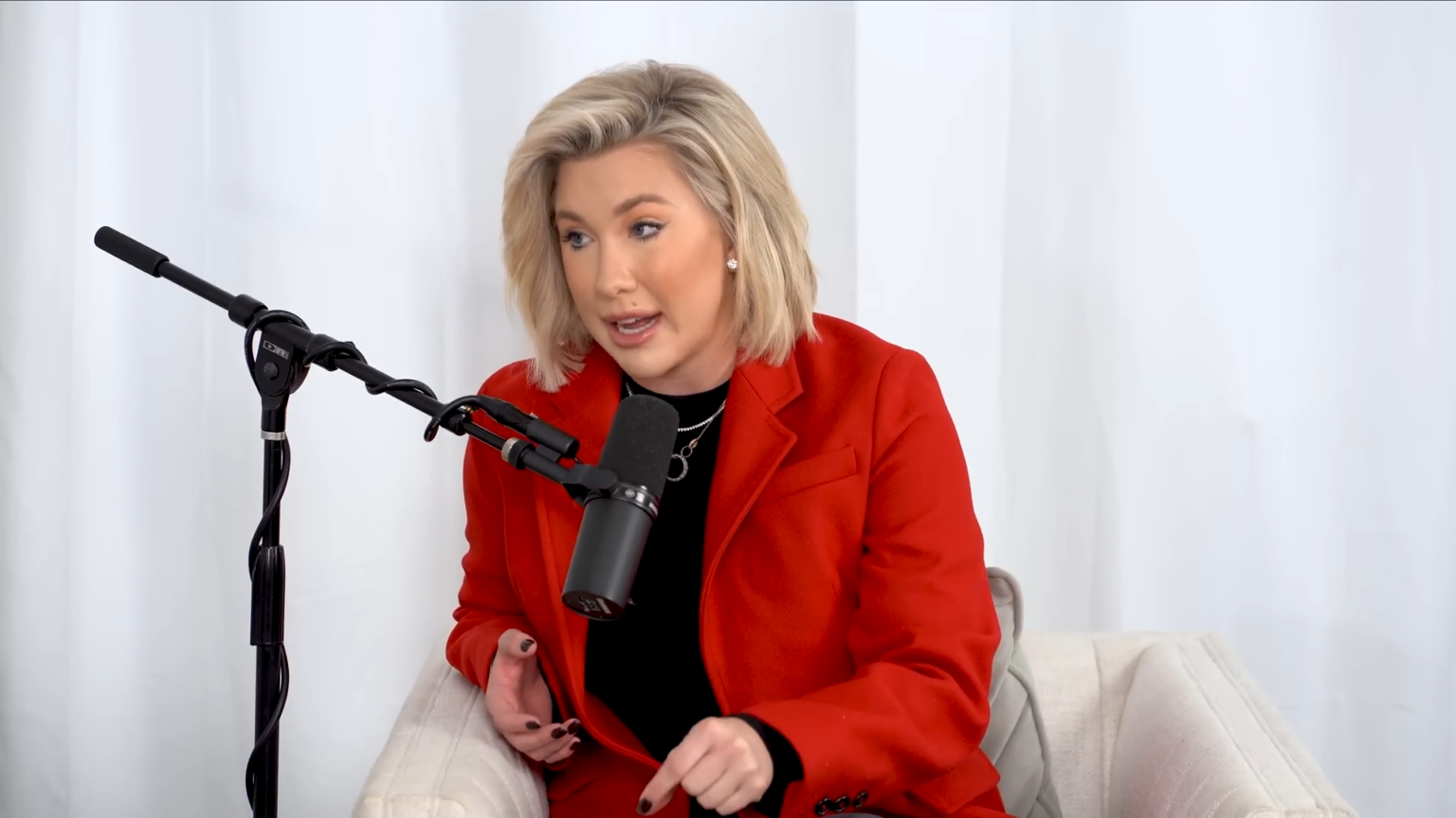 Savannah Chrisley Defends Erika Kirk Against 'Cheap Shots'