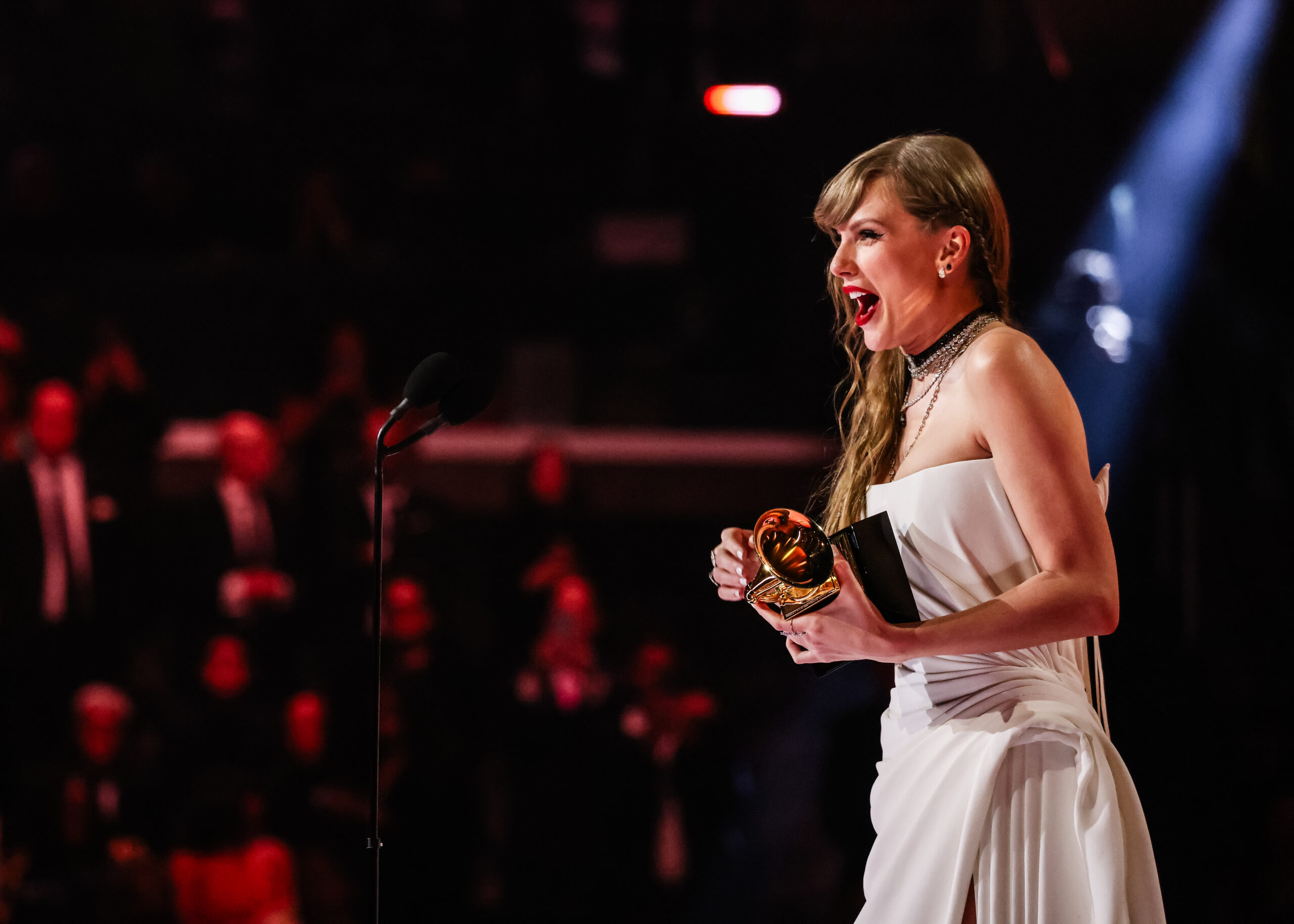 Taylor Swift Avoids Calvin Harris at the 2024 Grammy Awards