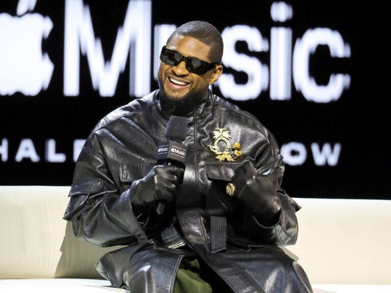 Usher's Parents: Meet His Loving Mom & His Late Father