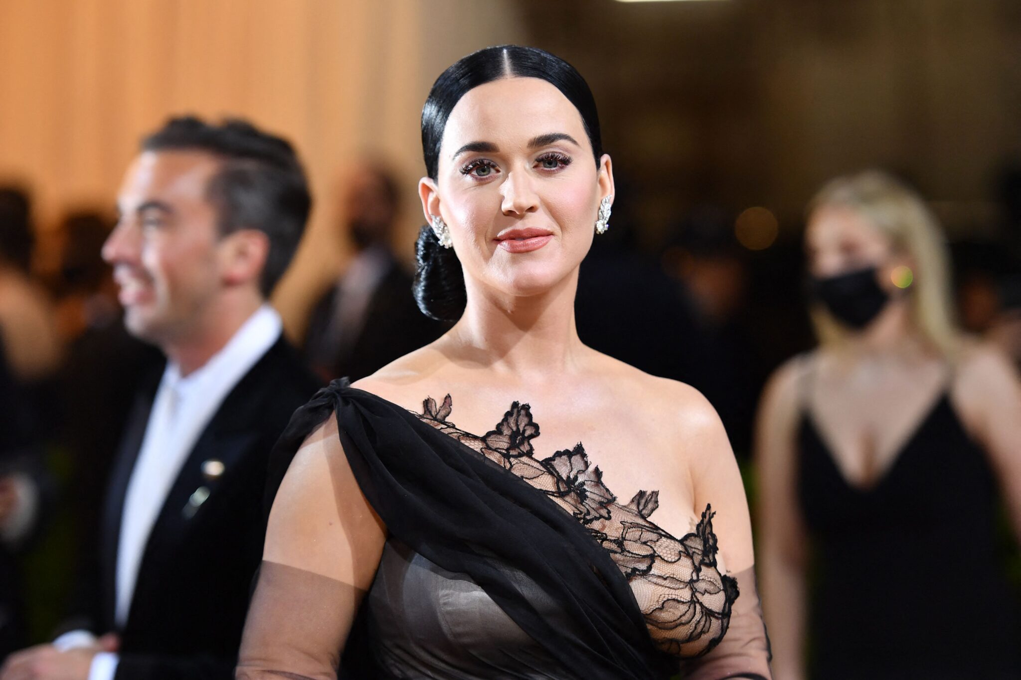 Katy Perry Skips Met Gala, Fools Internet With AI Photos