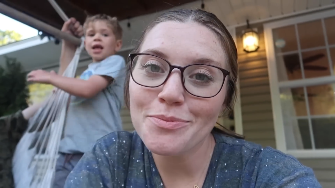 Joy-Anna Duggar Shocks the World, Bares Legs in New Family Vlog