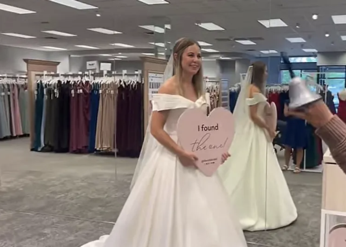 Jana Duggar Violates Family Dress Code In Wedding Dress Video