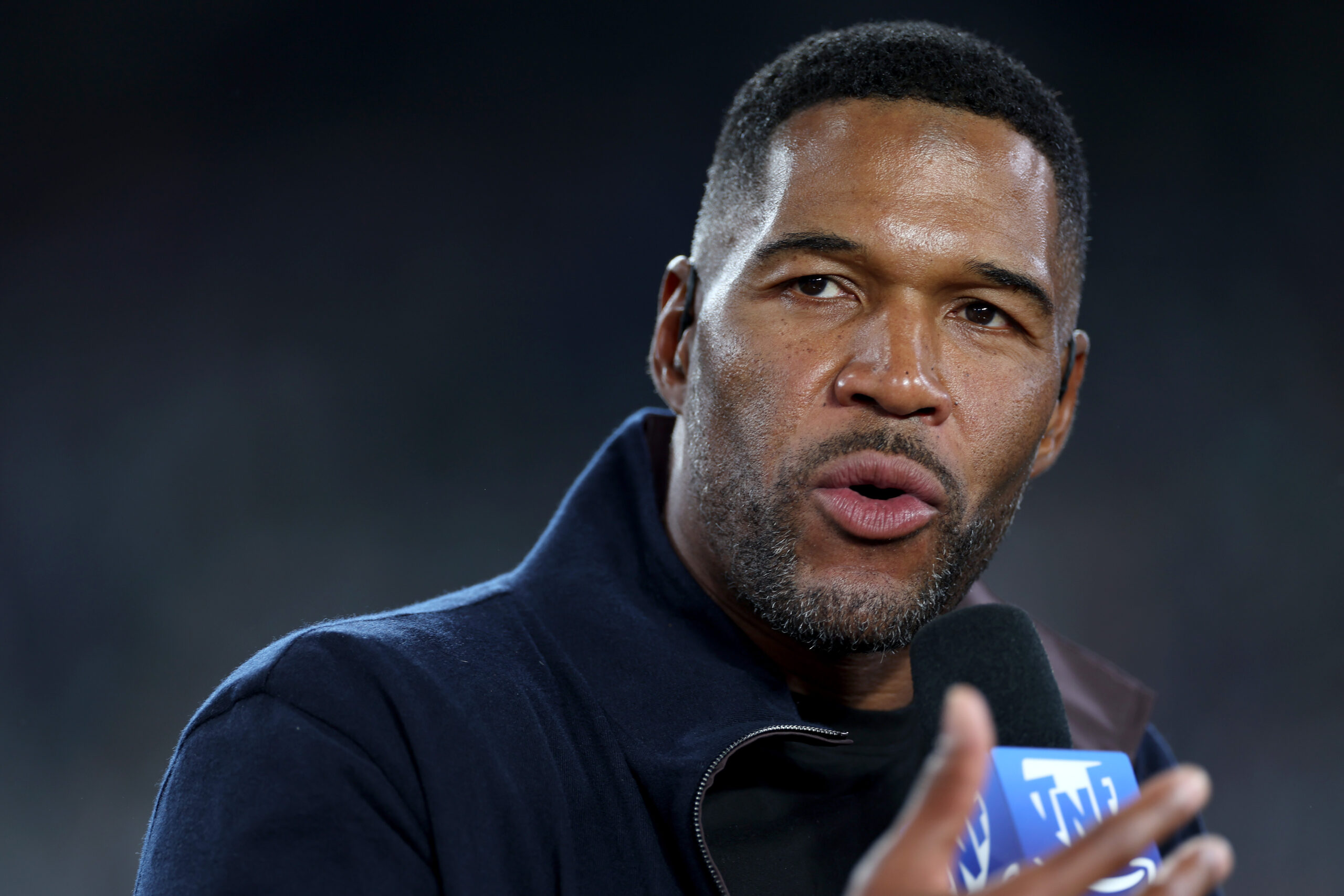 Michael Strahan Responds to Anthem 'Controversy'