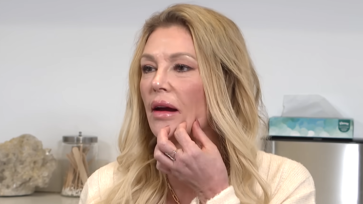 Brandi Glanville Goes Topless (Minus a Buddy’s Palms) – The Wall Street ...