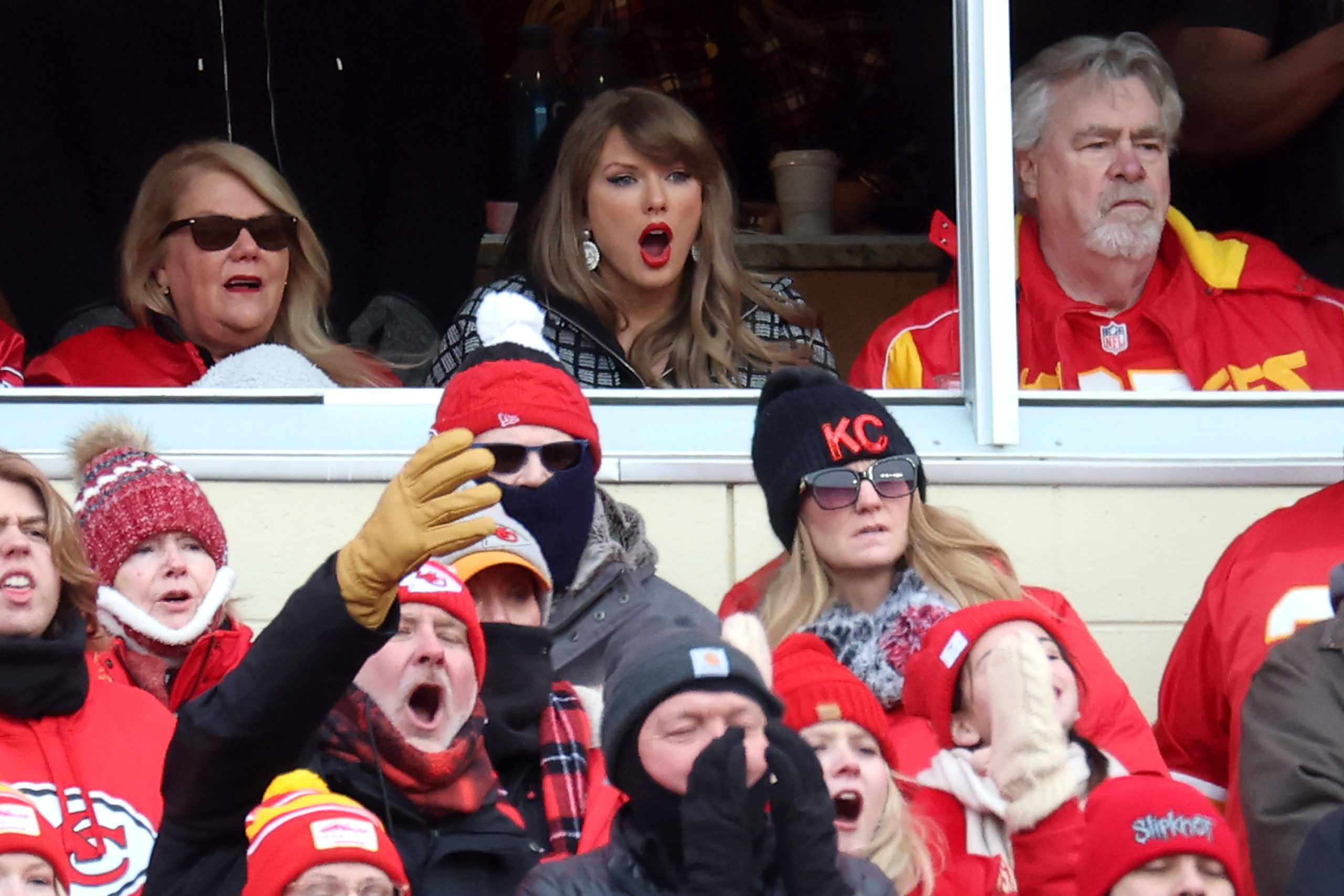 Taylor Swift, Caitlin Clark Cheer on Travis Kelce as Kansas City Chiefs Score Yet Another ...
