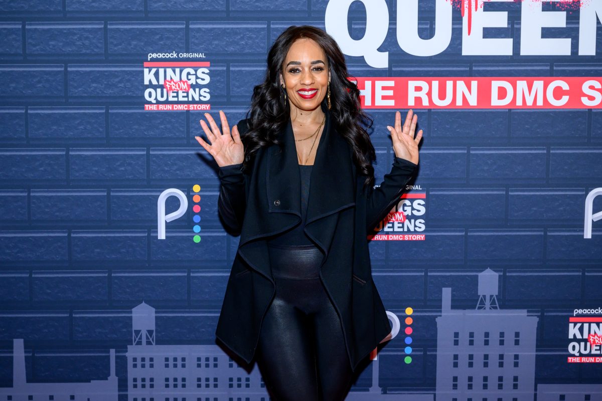 Melyssa Ford: Who Is the Actress and Podcast Host Catching Strays on ...