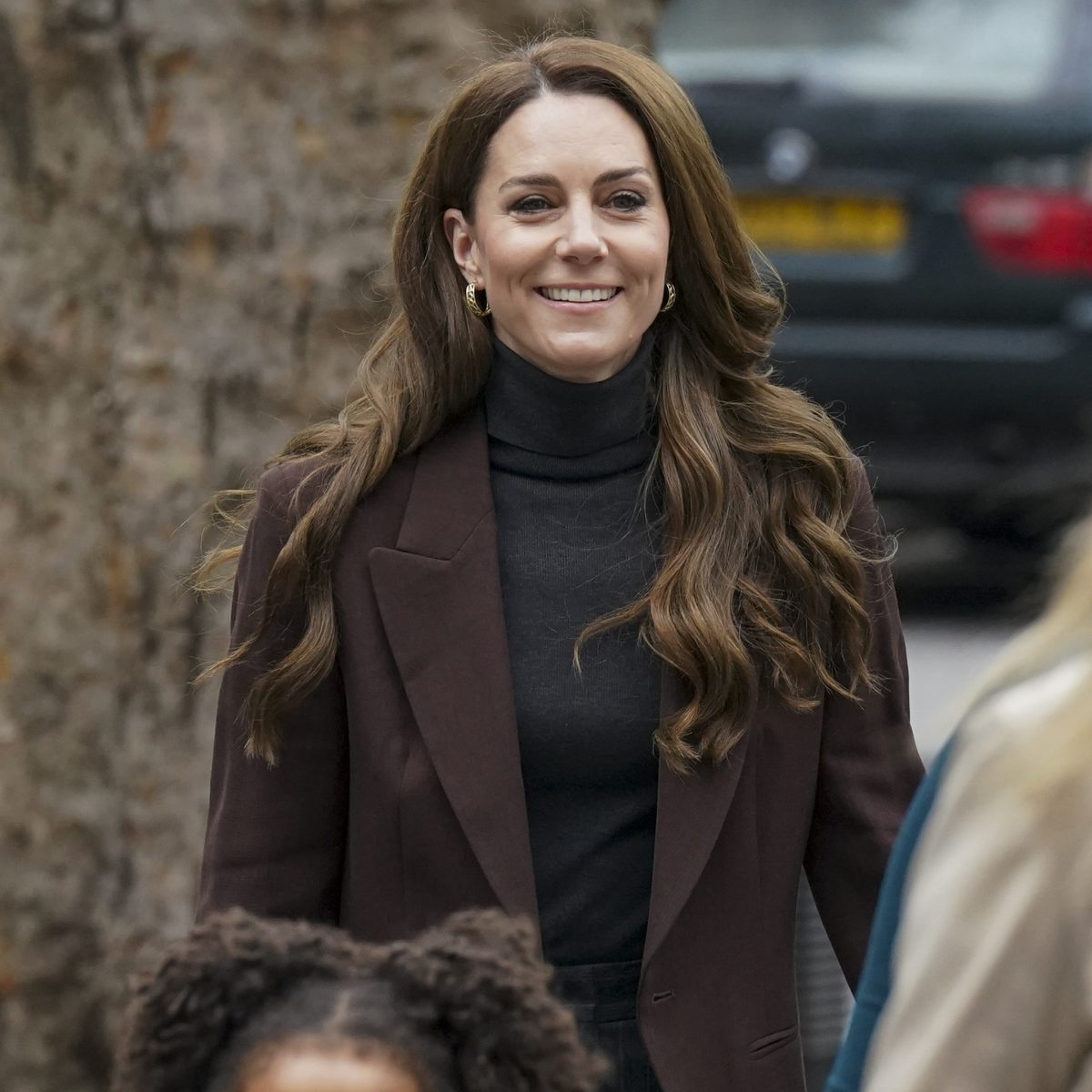 Kate Middleton Fashion Choices Stir Backlash, Prompt Palace Statement