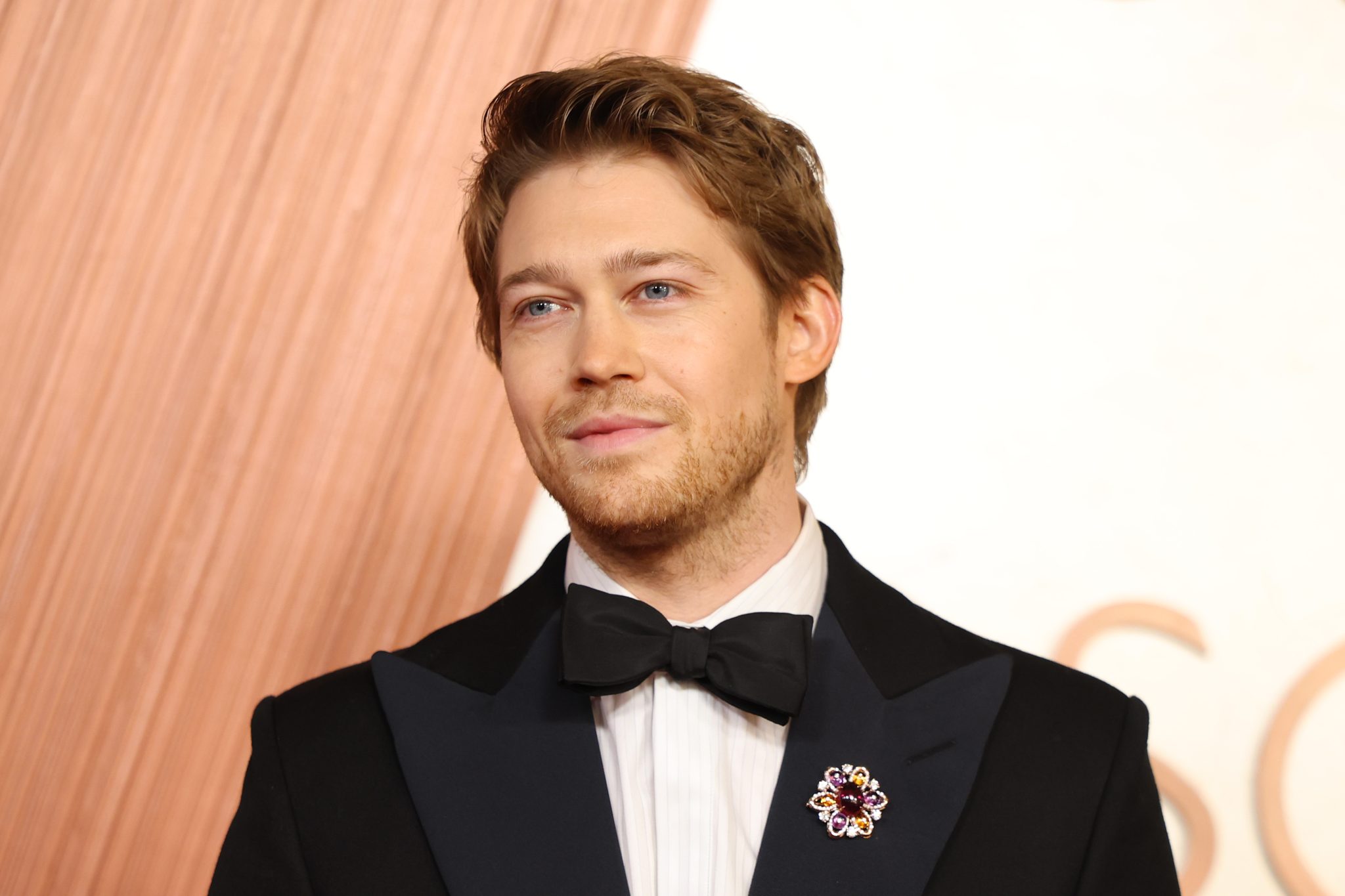 Joe Alwyn Presents at Oscars 2 Years After Taylor Swift Split