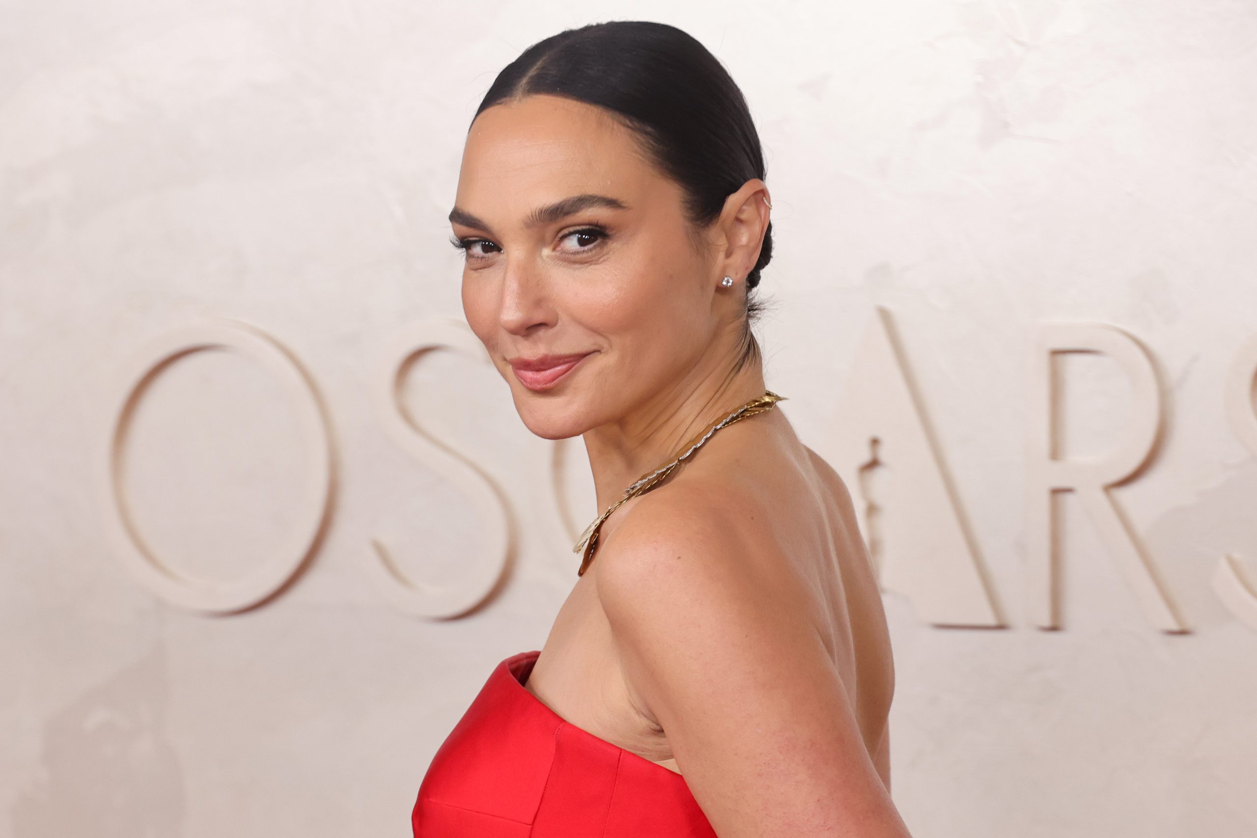 'Snow White' Controversy Explained: Who's Boycotting & Why?