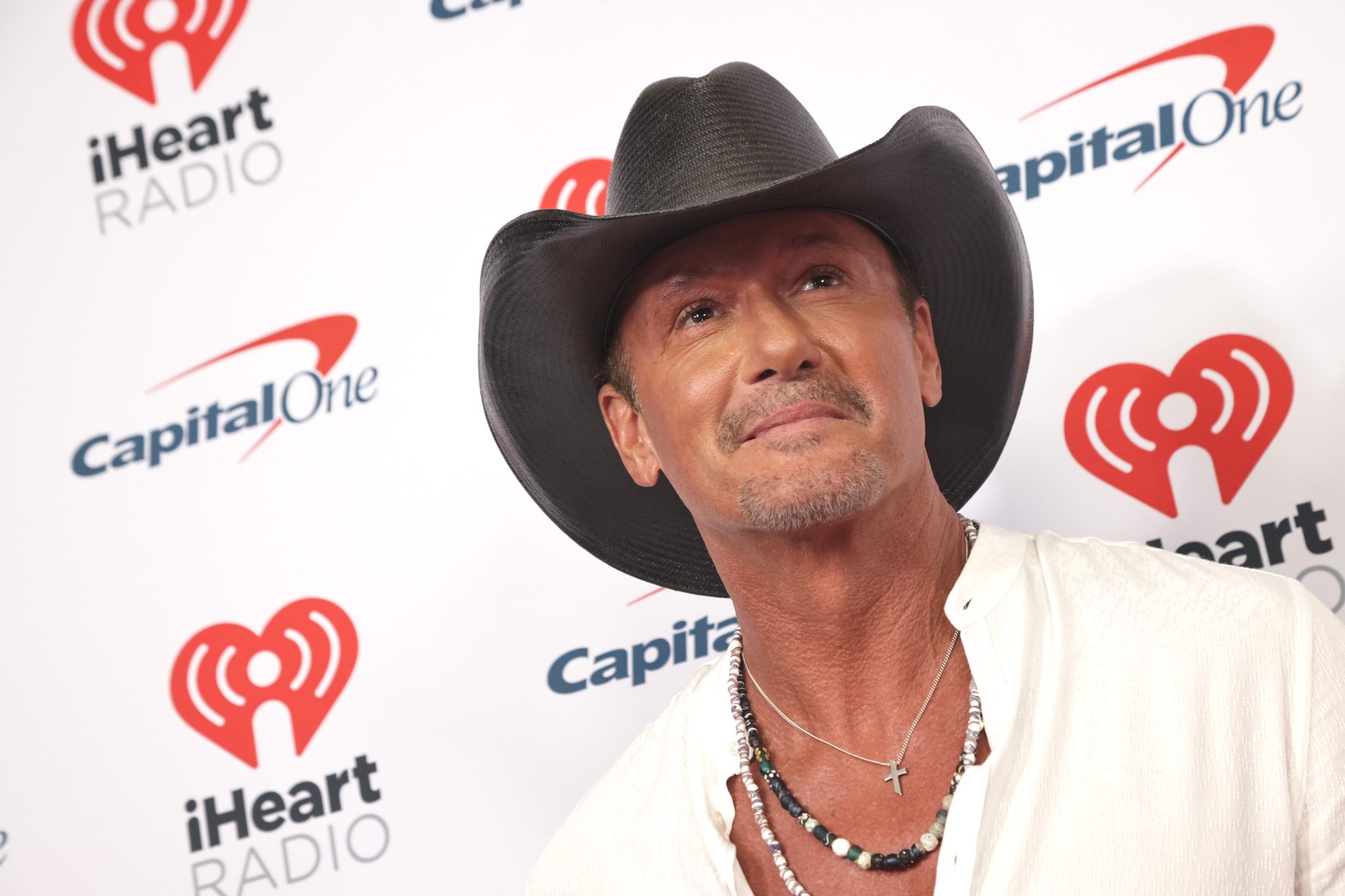 Tim McGraw 'Unrecognizable' In New Photo: What's Missing?