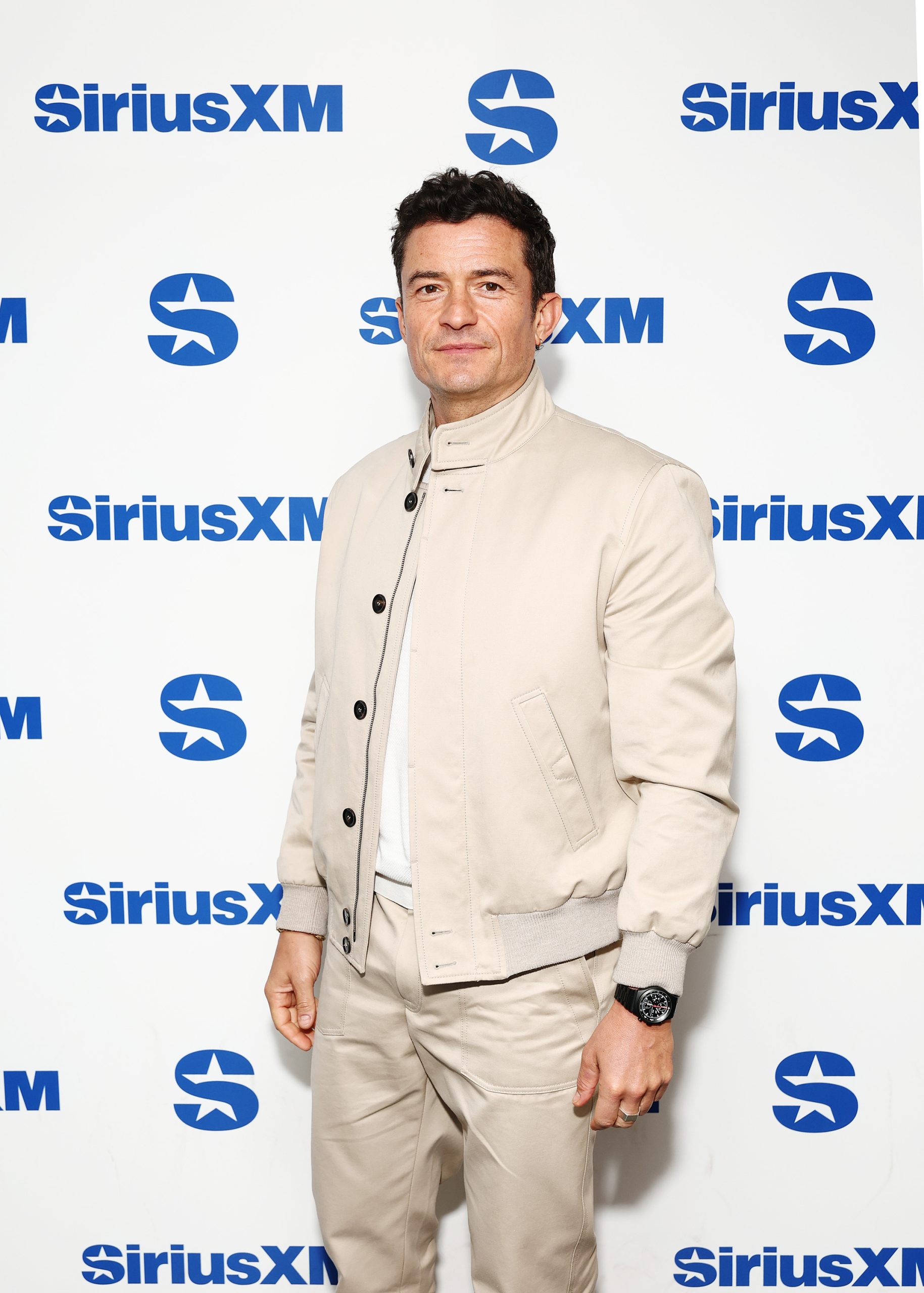 Orlando Bloom's 'Mystery Woman' Identified as Katy Perry's Stylist ...