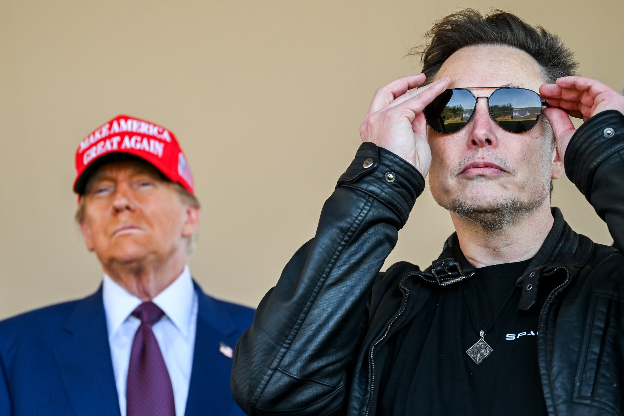Elon Musk Blasts Epstein Files Memo: 'What Is Ghislaine Maxwell In ...