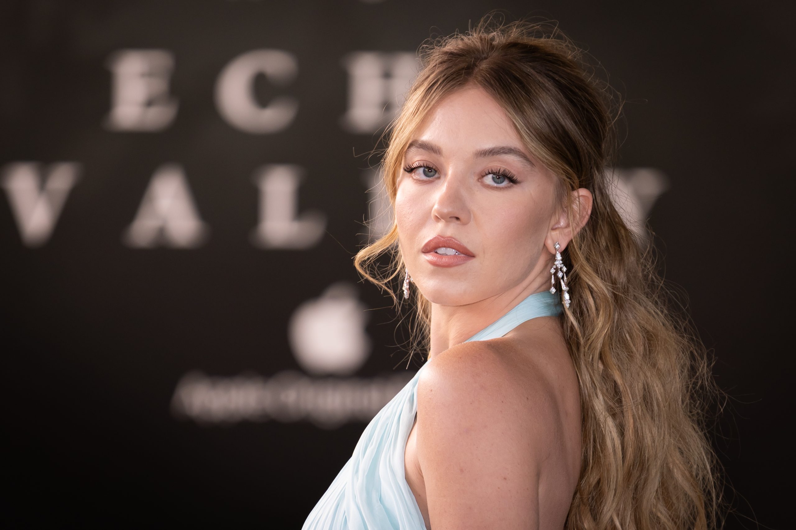 Lizzo Raps About 'Good Jeans Like' Sydney Sweeney