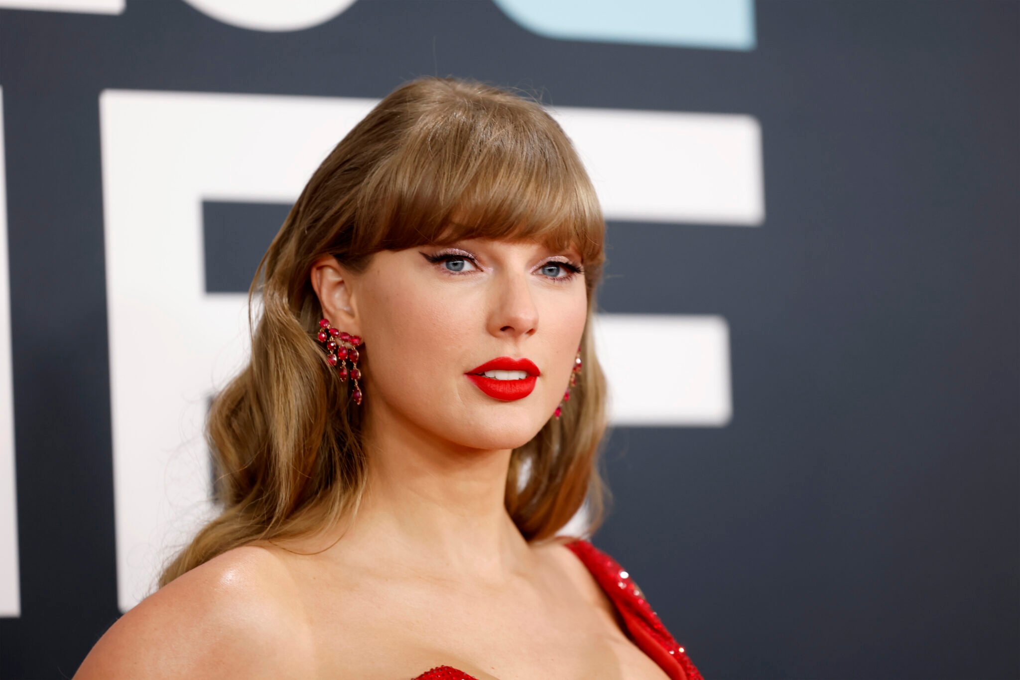 Taylor Swift: Did She 'Sneak' Into Travis Kelce Game? Why?