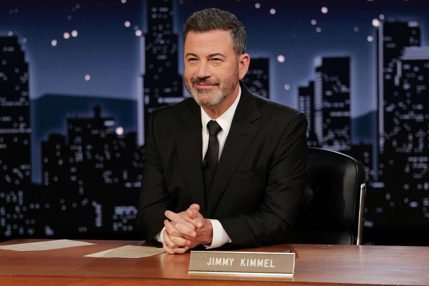 Jimmy Kimmel Breaks All the Way Down Over Alex Pretti Killing