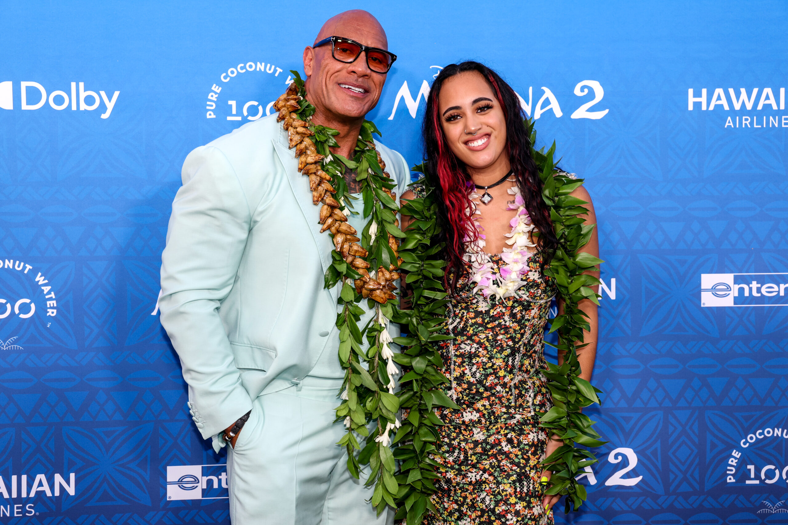 Simone Johnson & Tatyanna Dumas: Pro Wrestler Duo Are Dating!